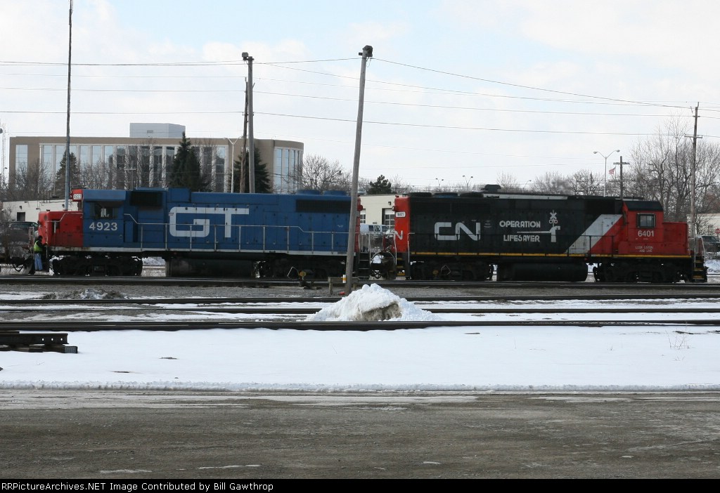 GTW 4923